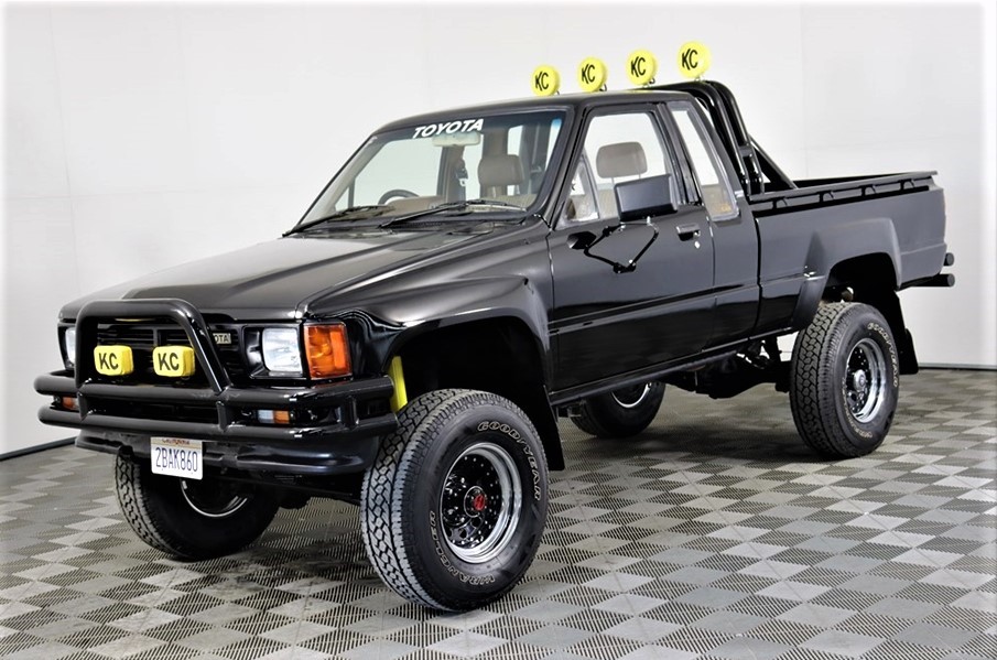 1983 Toyota Hilux 4x4 SR5 Xtra Cab L/E Auction (0001-20061649) | Grays ...