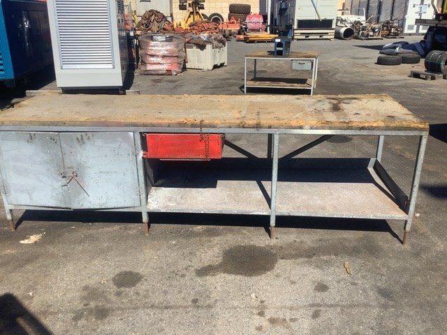 Workbench Auction (0024-9035154) | Grays Australia
