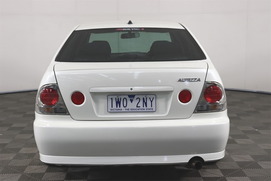 1999 Toyota Altezza Import Manual Sedan Auction (0001-20082266) | Grays ...