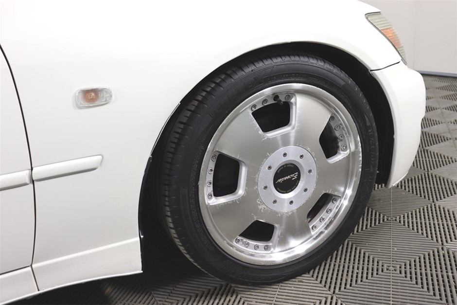 1999 Toyota Altezza Import Manual Sedan Auction (0001-20082266) | Grays ...