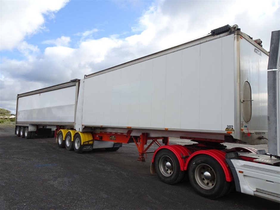 2018 / 2015 Lusty / Muscat Triaxle Slide Through Chip Bin A/B ...