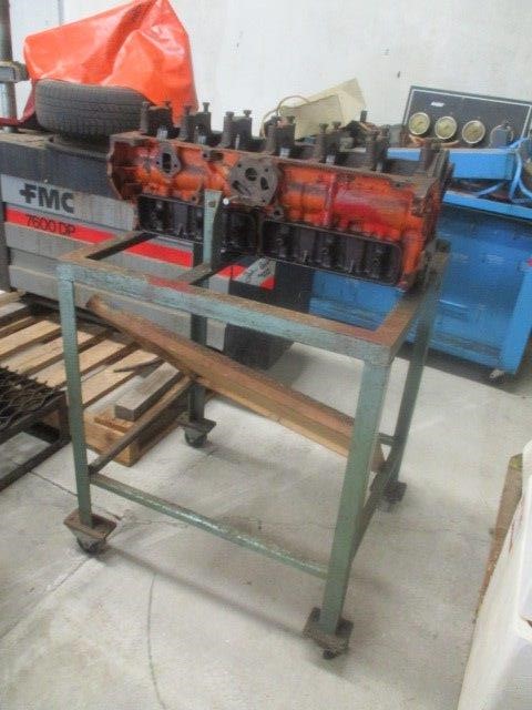 Steel Engine Stand on Wheels Auction (0032-3023397) | Grays Australia
