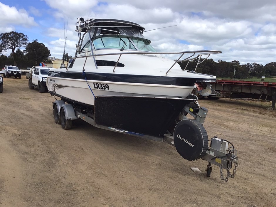 2004 Haines Hunter 650 Classic Power Boat Auction (0001-3023522 ...