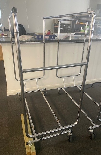 Stainless steel Garment Rack (Broken) Mobile, Extentable, Colla Auction ...
