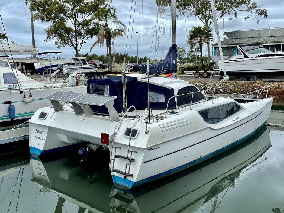 FASTBACK 30R FULL CABIN CATAMARAN Auction (0001-50018485) | Grays Australia