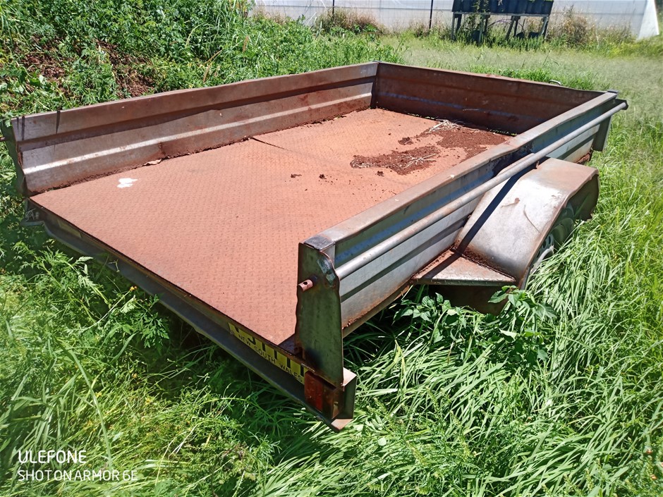 single-box-trailer-for-2-wheel-auction-0013-7041711-grays-australia