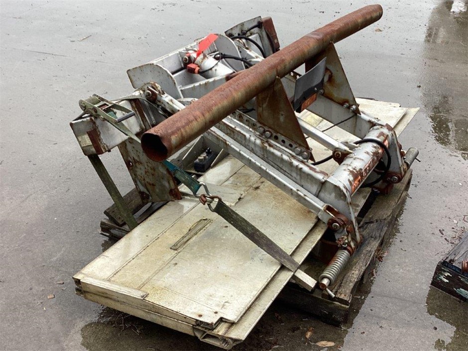 Tail Gate Loader - Geisrep Auction (0007-3023650) | Grays Australia