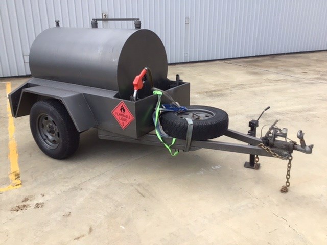 1993 Custom Fuel TankTrailer Auction (0038-8016189) | Grays Australia