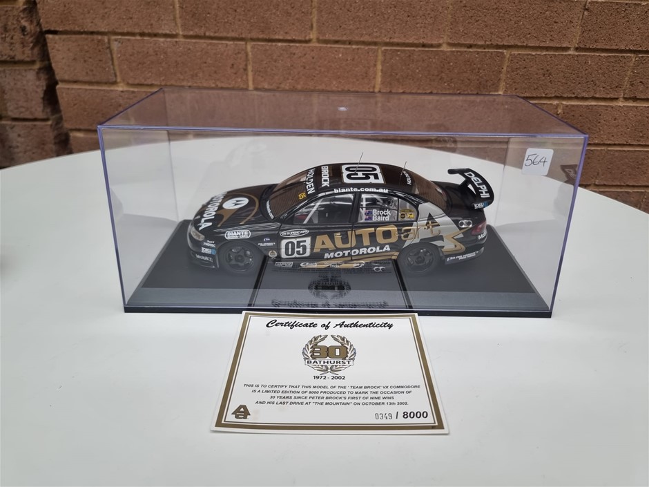 “Team Brock 30 Years of Bathurst” VX Commodore #05 1/18 Scale Model Car ...