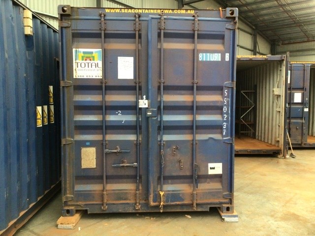 2005 40ft High Qube Shipping Container Auction (0003-9038093) | Grays ...