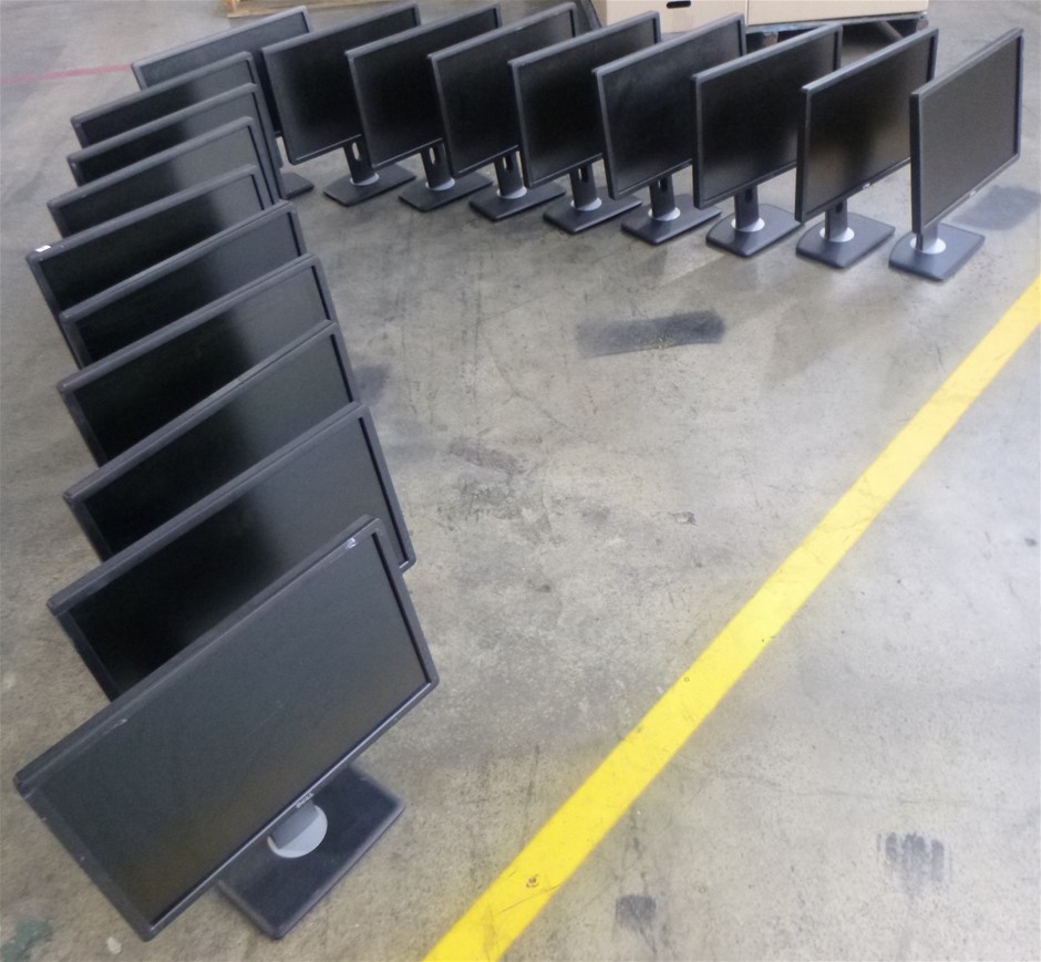 Bulk Pallet Of Assorted Dell Monitors Auction (0012-2548319) | Grays ...