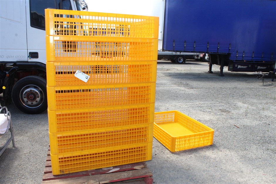 8x Stackable Poly Yellow Grates Auction (0051-5050888) | Grays Australia