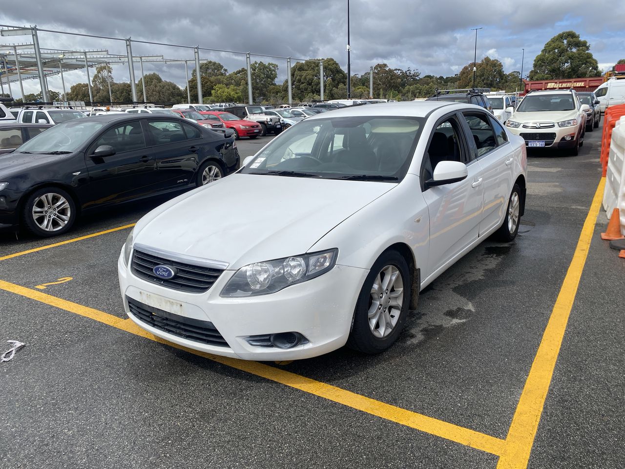 2011 Ford Falcon XT FG Automatic Sedan Auction (0001-9036503) | Grays ...