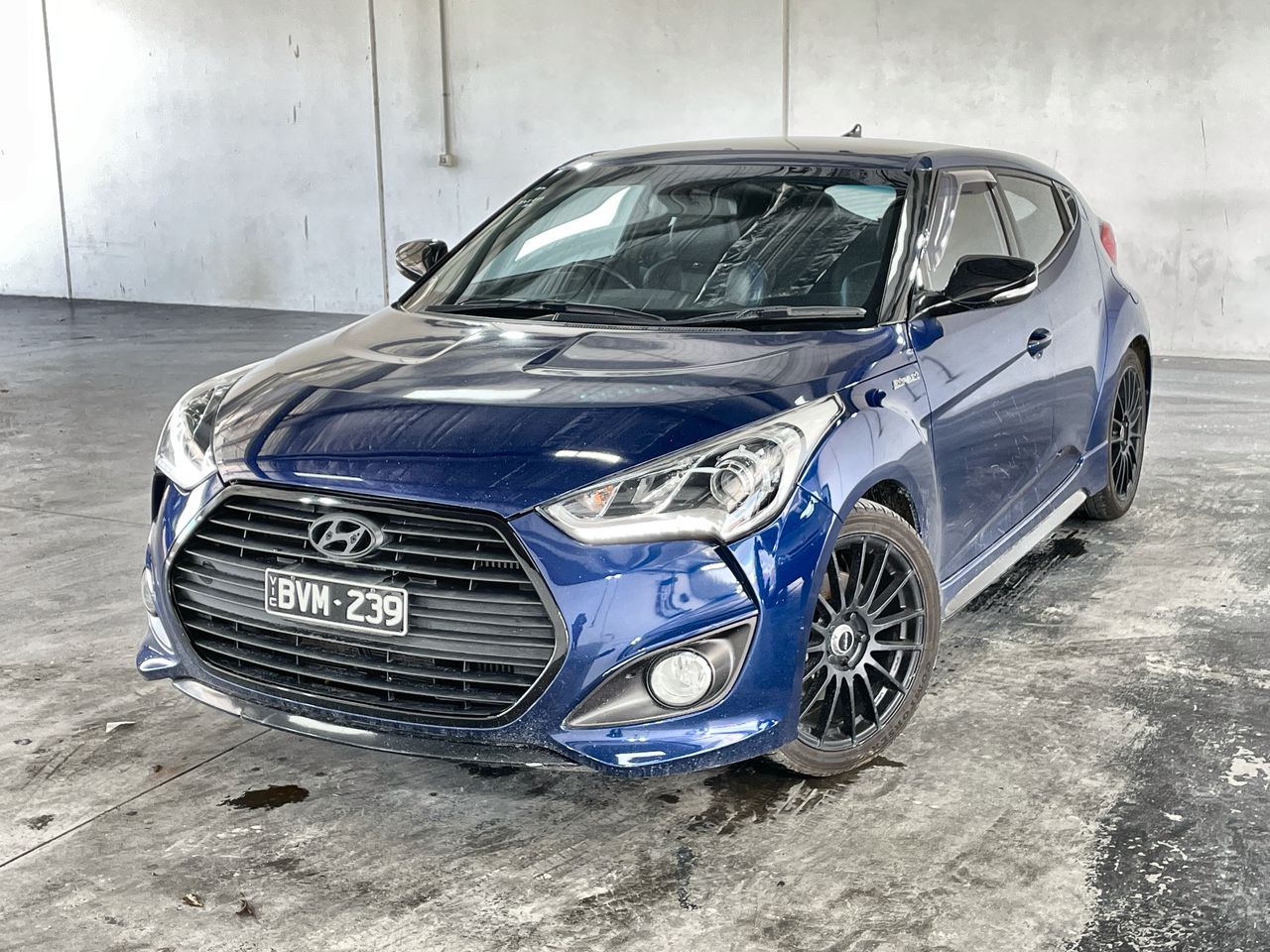 2016 Hyundai Veloster Street FS II Automatic Coupe Auction (0001 ...