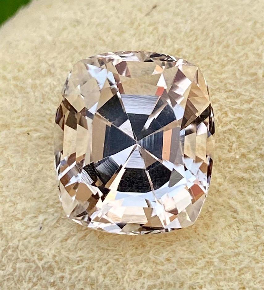 9.95 Carats Imperial Rose Gold Topaz Auction (0001-2548159) | Grays ...
