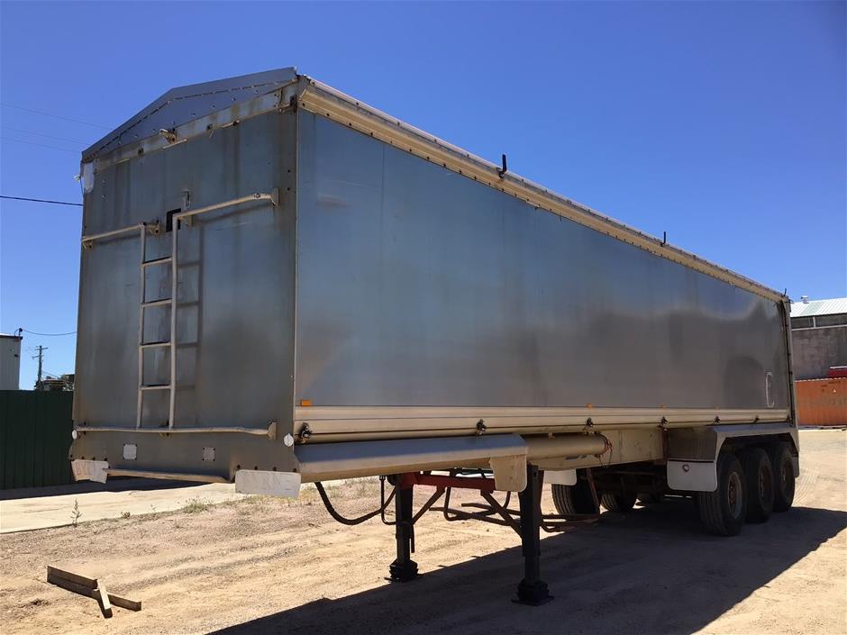 1995 BYRNE Tip Over Axle Triaxle Grain Tipper Trailer Auction (0059 ...