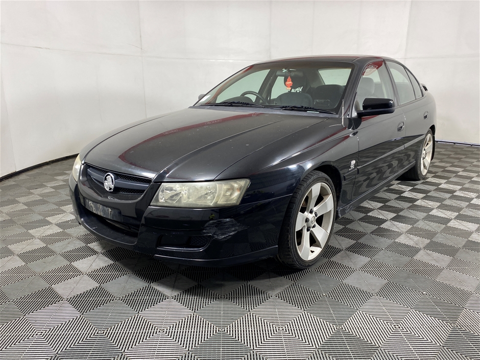 2004 Holden Commodore Executive VZ Automatic Sedan Auction (0001 ...