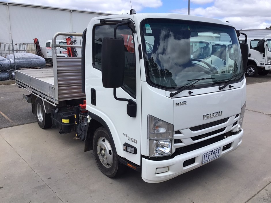 2017 Isuzu NNR 45 150 4 x 2 Tray Body Truck Auction (0014-3023772 ...
