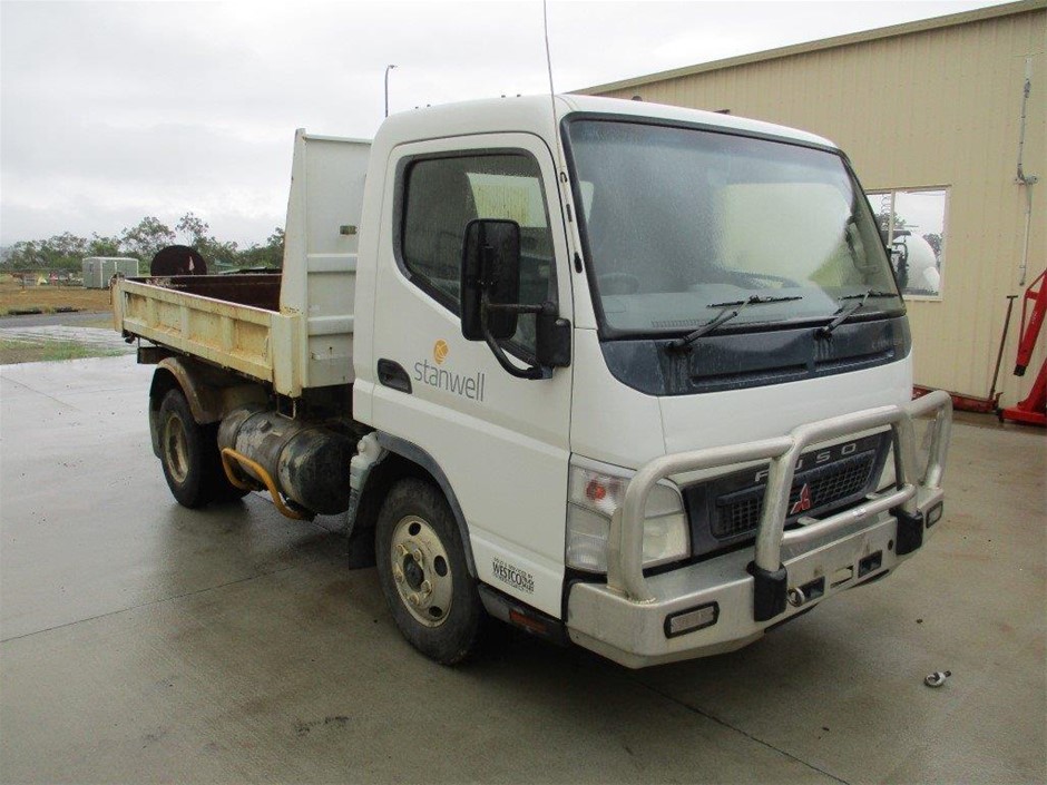 2007 Mitsubishi Fuso 4 x 2 Tipper Truck Auction (0002-7042466) | Grays Australia