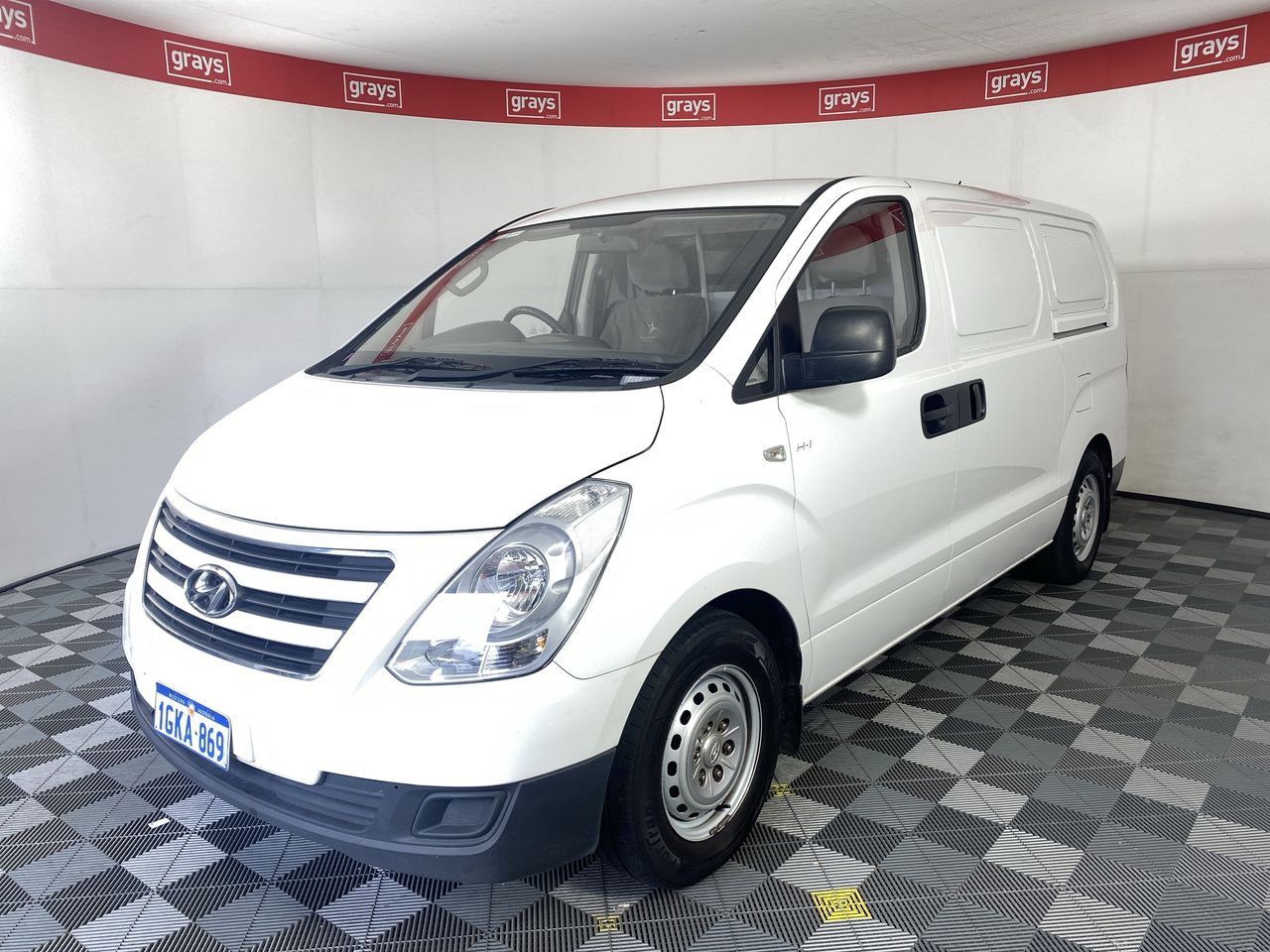 2017 Hyundai iLOAD TQ II Turbo Diesel Automatic Van Auction (0001 ...