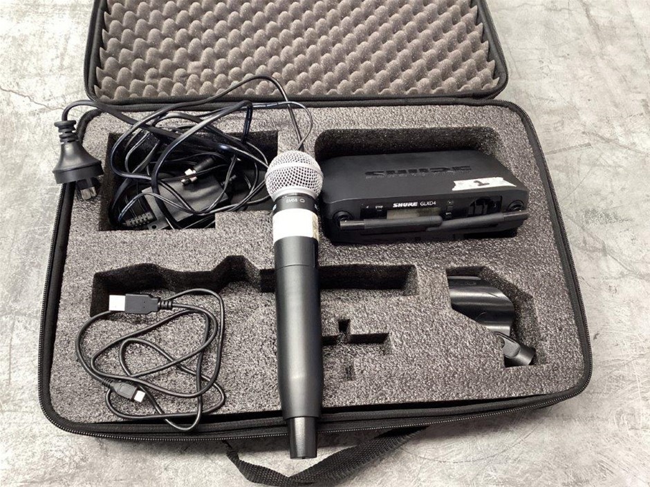1 x Wireless Shure SM58 Microphone Auction (0046-3024053) | Grays Australia