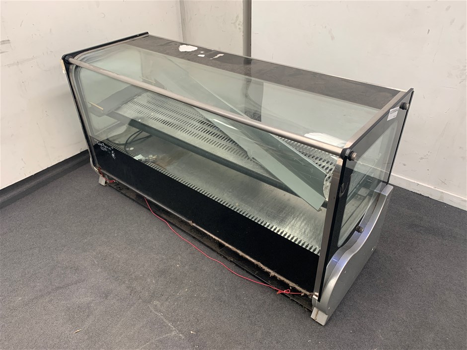 Anvil Royal Cake Showcase Auction (0042-7044186) | Grays Australia