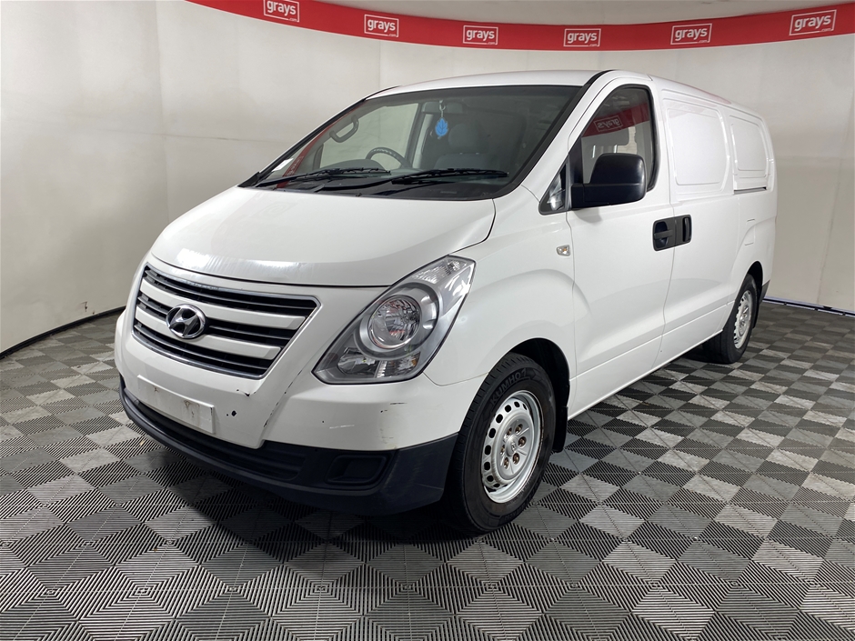 2017 Hyundai iLOAD TQ II Turbo Diesel Automatic Van Auction (0001 ...