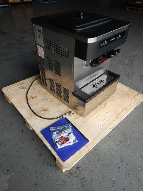 Taylor Crown C161-40 Double Barrel Soft Serve Machine Auction (0001 ...