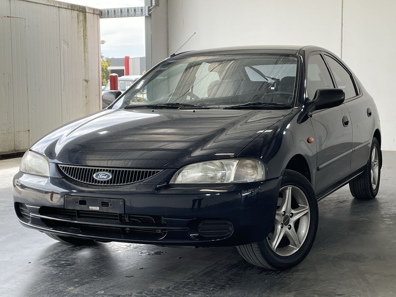 1998 Ford Laser LXi KJIII Automatic Hatchback Auction (0001-20071674) | Grays Australia