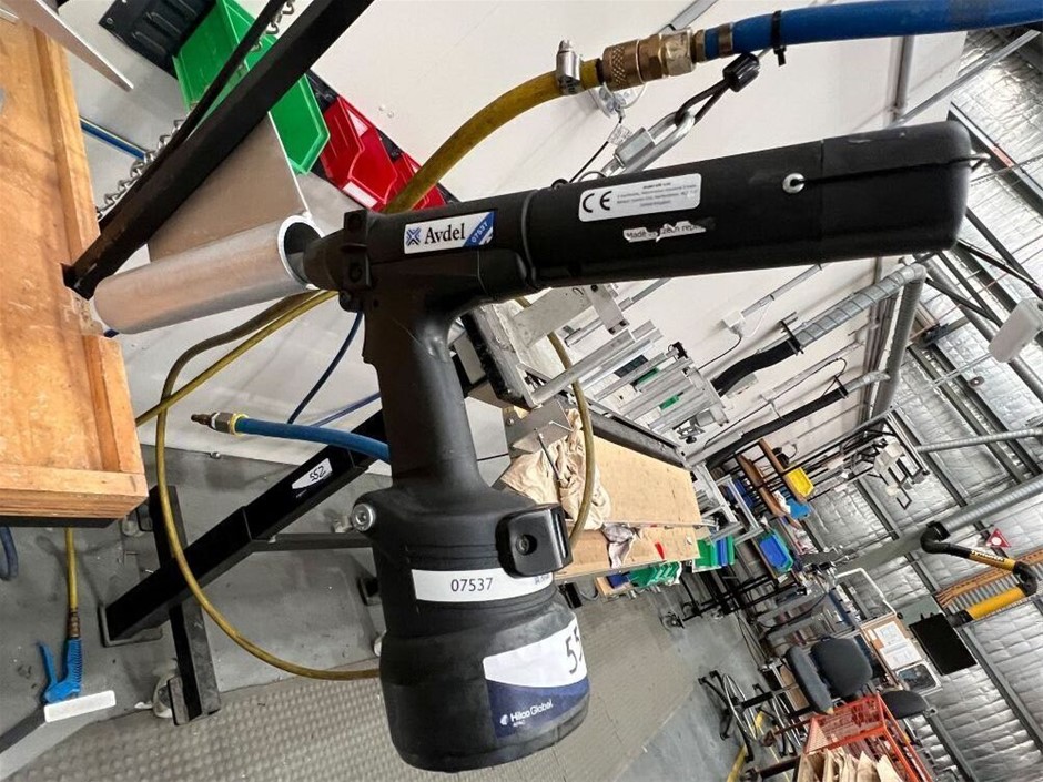 Pneumatic riveter, Avdel Auction (0553-3024591) | Grays Australia