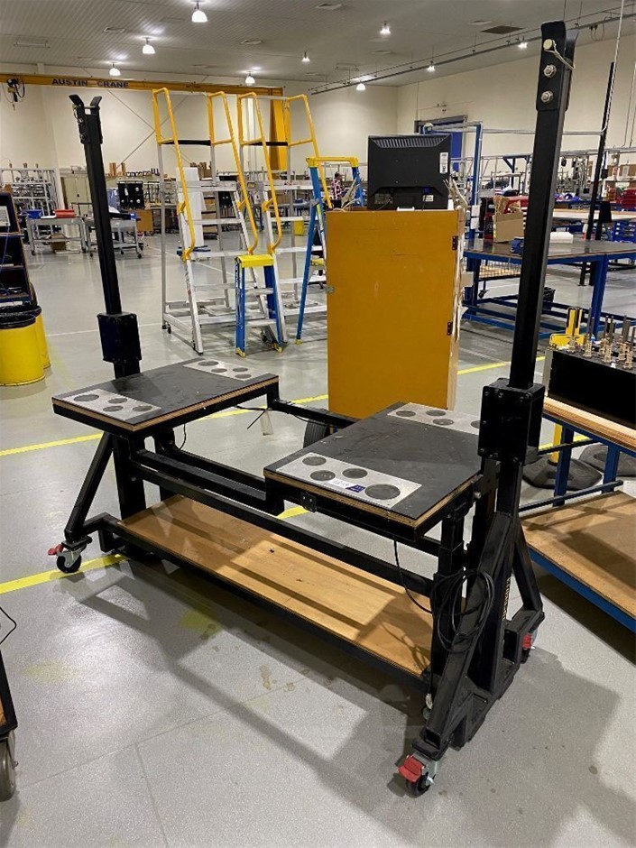 Linak Electric Rise & Fall Mobile Platform Auction (1213-3024855 ...