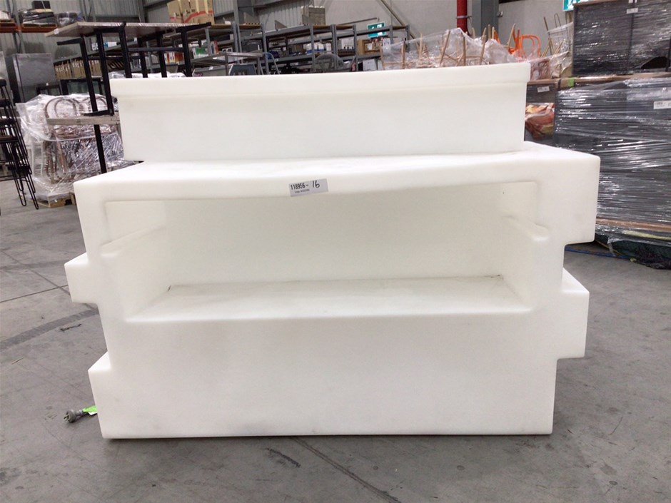 Large Transparent Plastic Bar with Light Auction (0016-3024462) | Grays ...