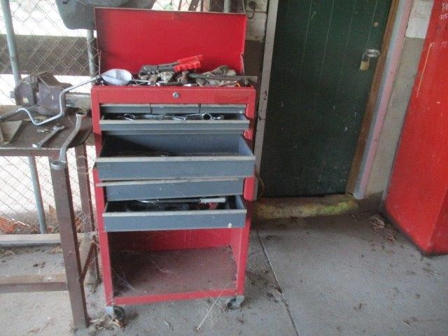 Mobile Tool Box with Quantity of Tools Auction (0135-3024399) | Grays ...