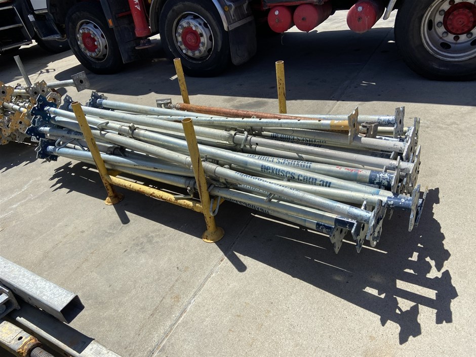 Stillage of Acro Props Auction (0011-9038782) | Grays Australia