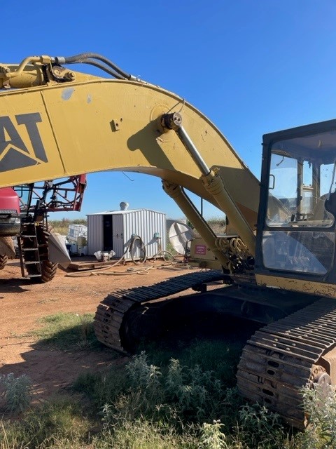 Caterpillar Excavator EL200B Auction (0025-5051665) | Grays Australia