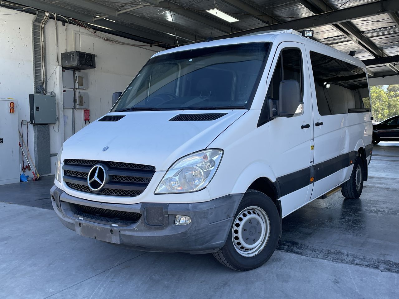 2012 Mercedes Benz Sprinter 316 CDI MWB L/ROOF Turbo Diesel AUTOMATIC ...