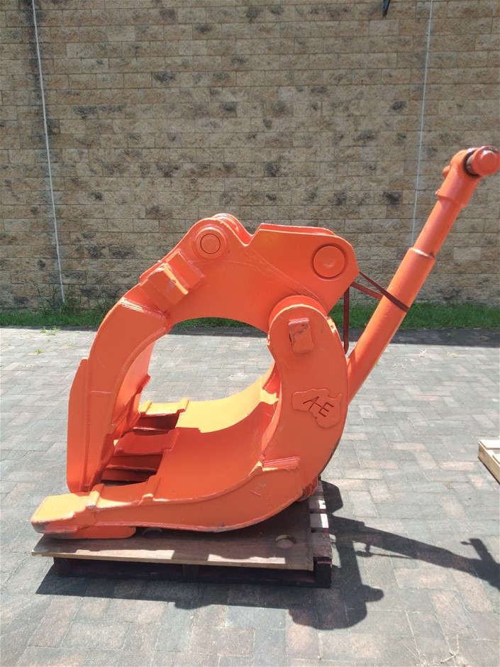 Excavator Rock Grab with Stiff Bar Auction (0002-7043481) | Grays Australia
