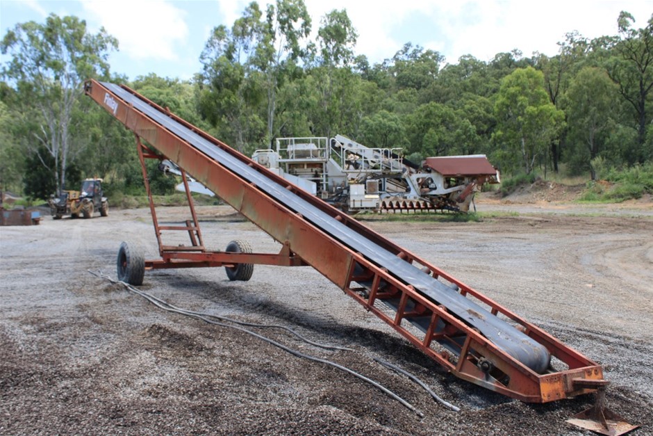 Finlay 524 Stacker Auction (0008-7043286) | Grays Australia