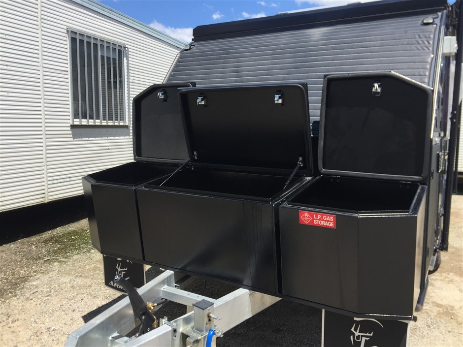 2022 ARMOR A135 HYBRID OFF ROAD CARAVAN Auction | GraysOnline Australia