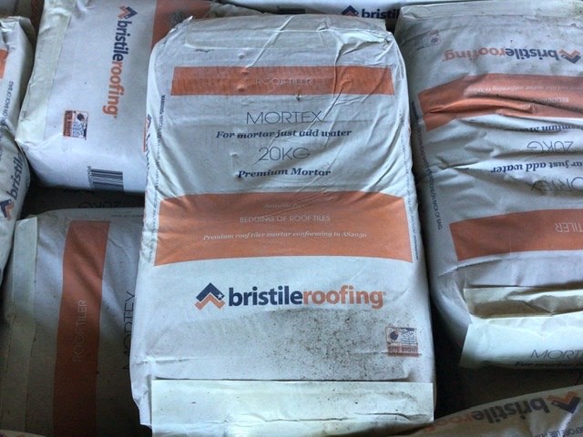 1 Pallet Of Approx 60 Bristile 20 Kg Bags Of Mortex Premium Mortar Auction (0014-9038802 ...