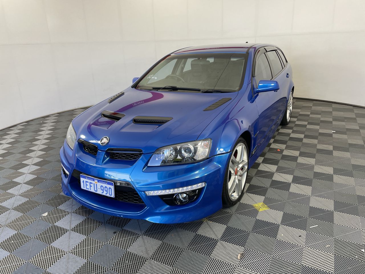 2010 HSV Clubsport R8 Tourer VE II Automatic Wagon Auction (0001 ...