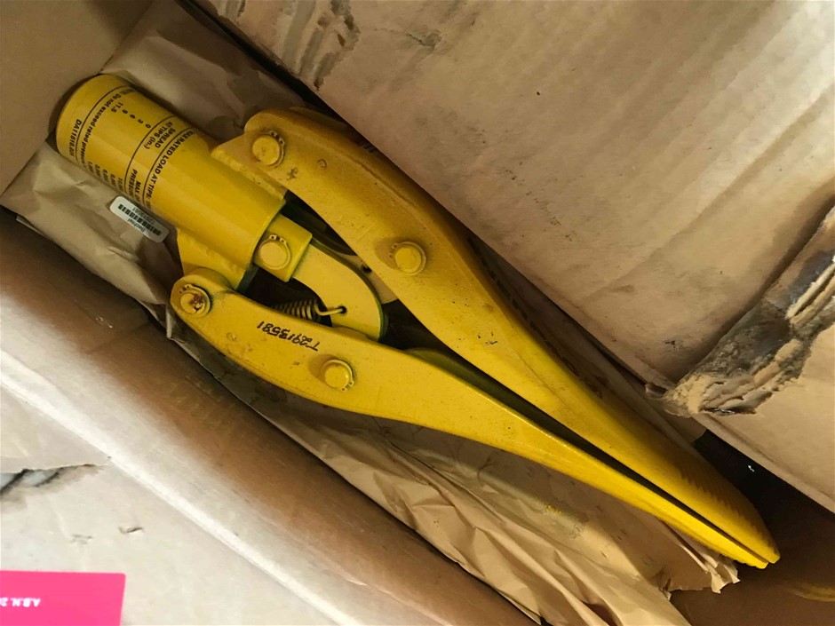 1x Enerpac Hydraulic Spreaders Auction (0085-3025019) | Grays Australia