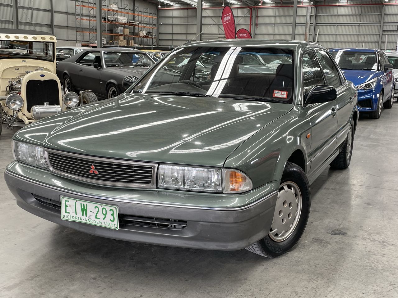 1991 Mitsubishi Magna Executive TR Automatic Sedan Auction (0001 ...
