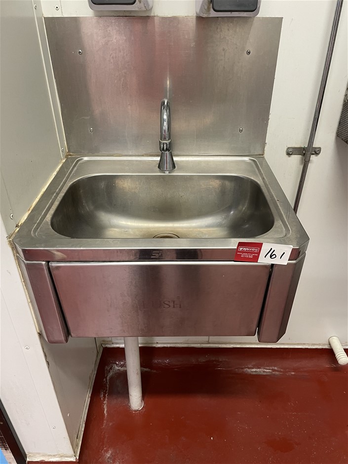 SMC Knee operated hand basin Auction (0161-5051836) | Grays Australia
