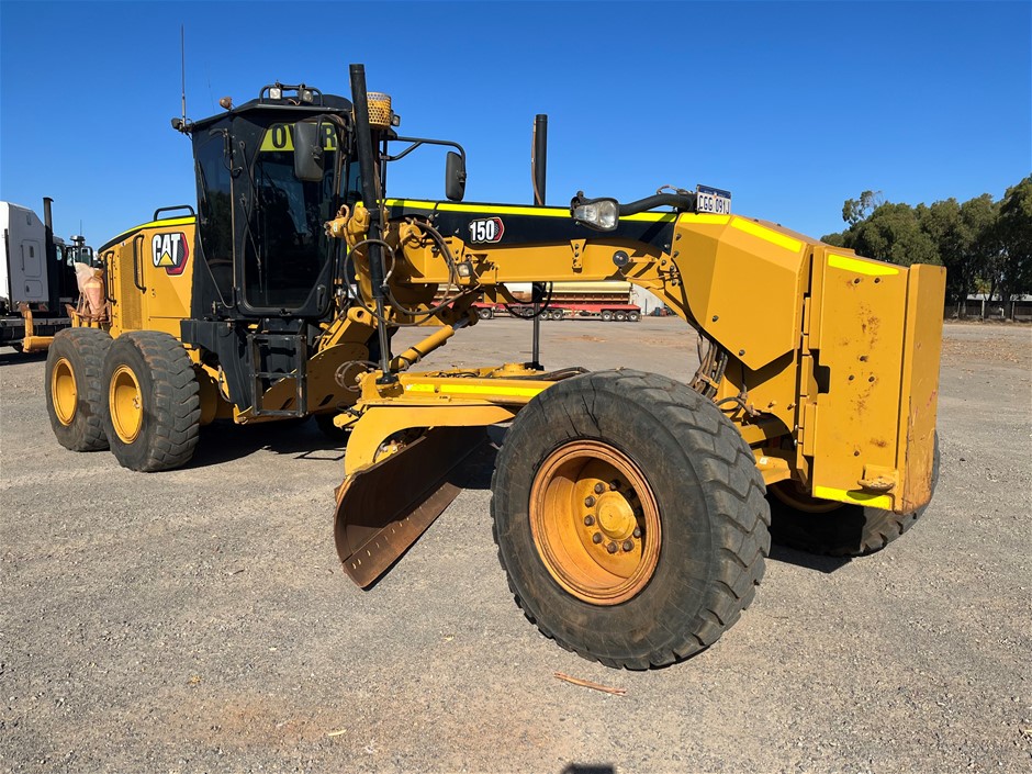 2020 Caterpillar 150 - 14 Motor Grader Auction (0001-9038794) | Grays ...