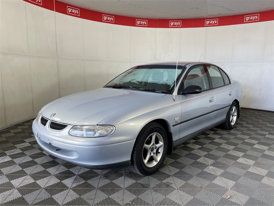 1999 Holden Commodore Executive VT Automatic Sedan Auction (0001 ...