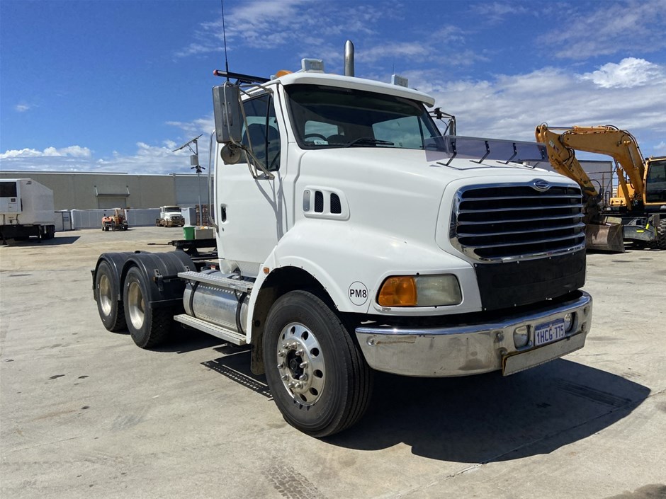 2004 Sterling LT9500 6 x 4 Prime Mover Truck Auction (0004-9042457 ...