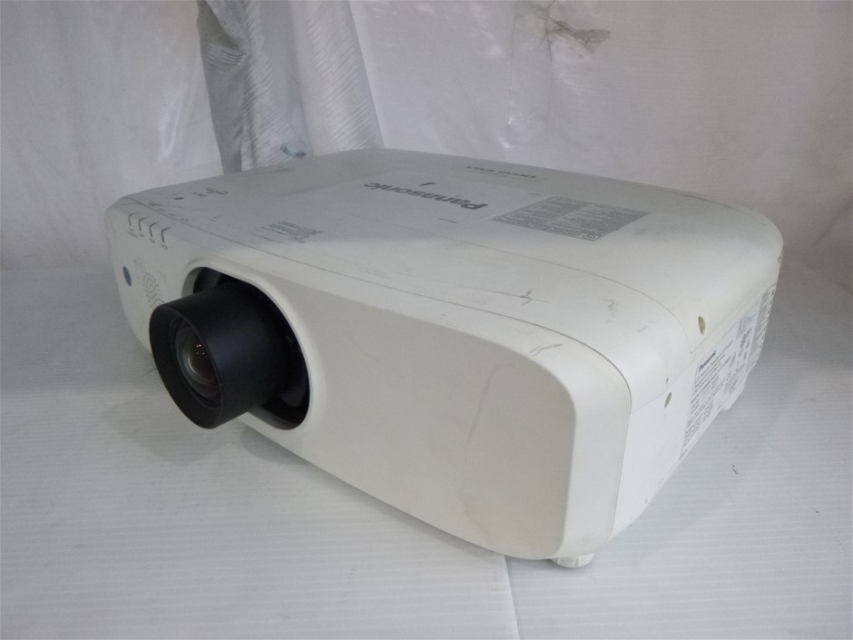 Panasonic PT-EW650 WXGA LCD Projector Auction (0005-2553197) | Grays ...