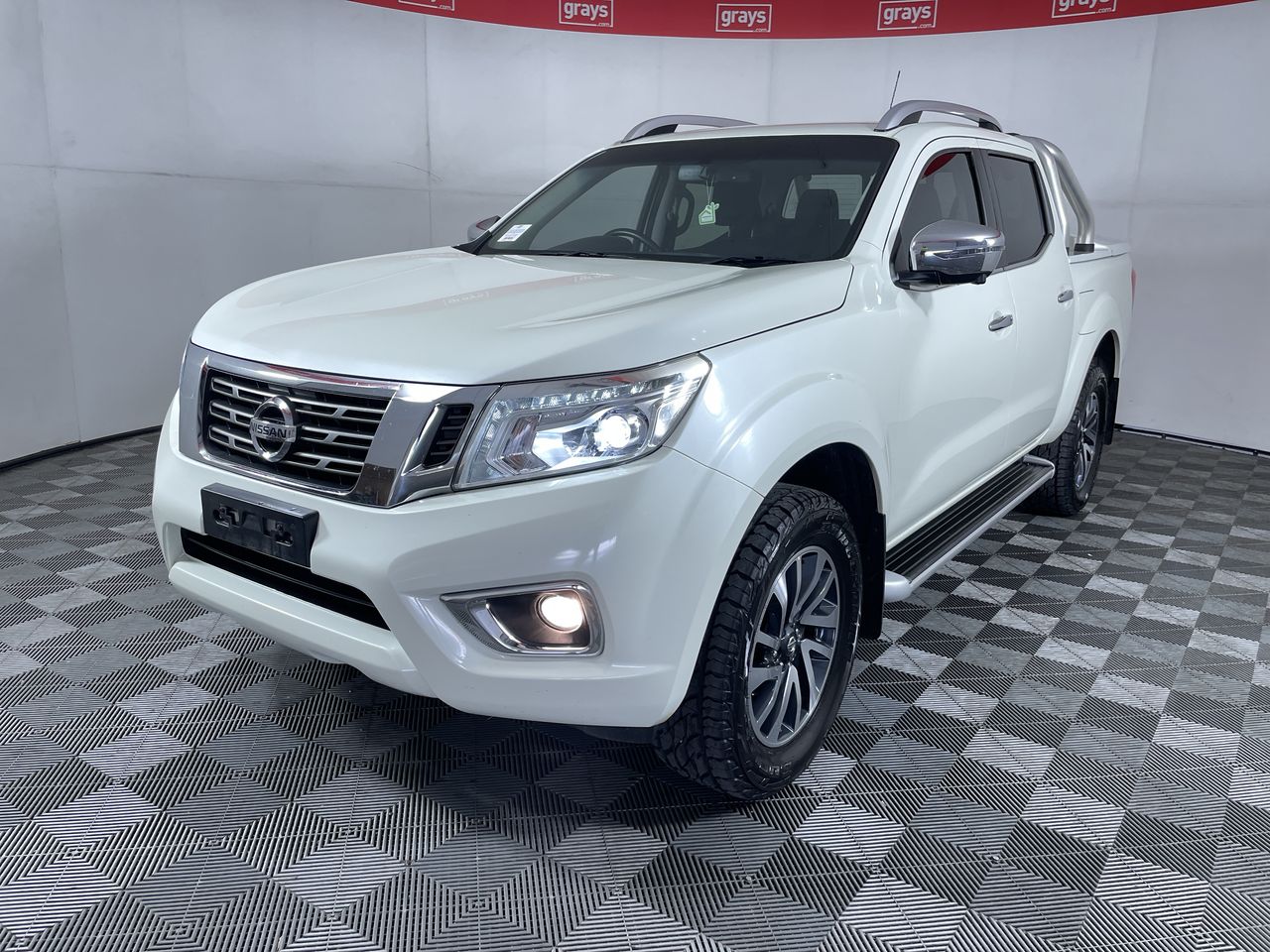 2018 Nissan Navara 4X2 ST-X SERIES 3 Turbo Diesel Automatic Dual Cab ...