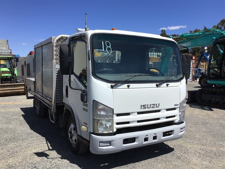 2009 Isuzu NNR 200 Sitec 150 Series II 4 x 2 Service Truck Auction ...